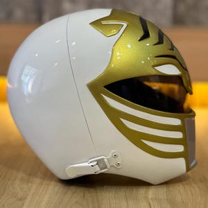 White Ranger Mmpr Helmet (free Shipping) - Etsy