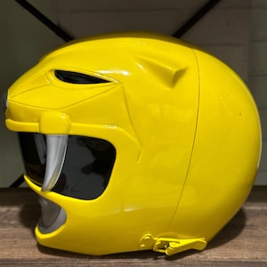 Helmet Yellow Ranger Mmpr / Power Ranger /sentai - Etsy