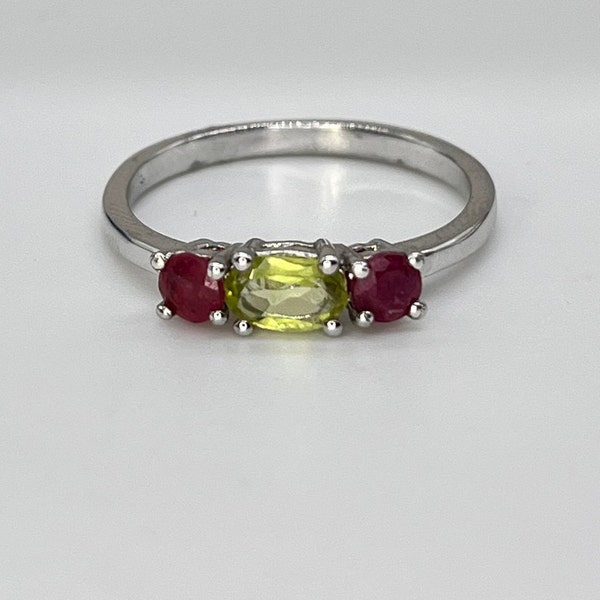 Ruby Peridot Ring - Etsy