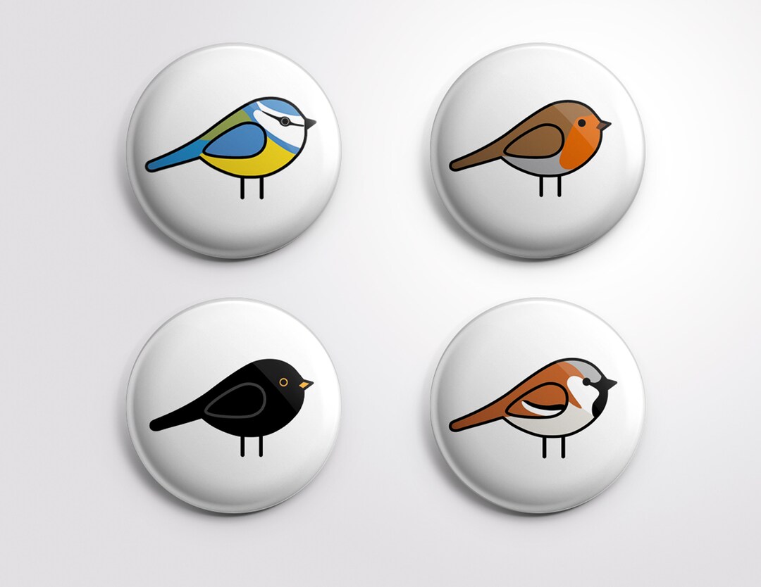 Set of 4 Bird Badges British Garden Birds Robin Blue Tit Blackbird ...
