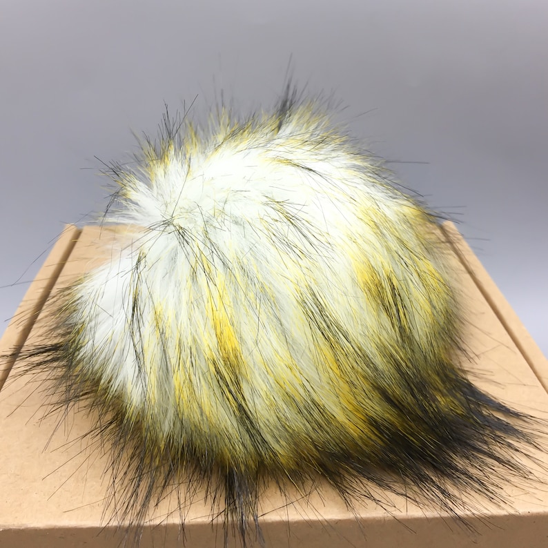 6 Pieces Adult Size Faux Fur Pom Poms Fluffy Faux Raccoon Fur | Etsy