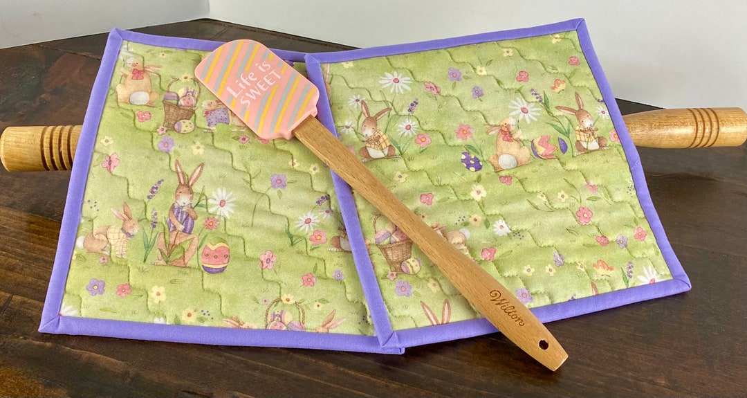 Easter Egg Pot Holders and Easter Spatula Quilted Easter Bunny ...
