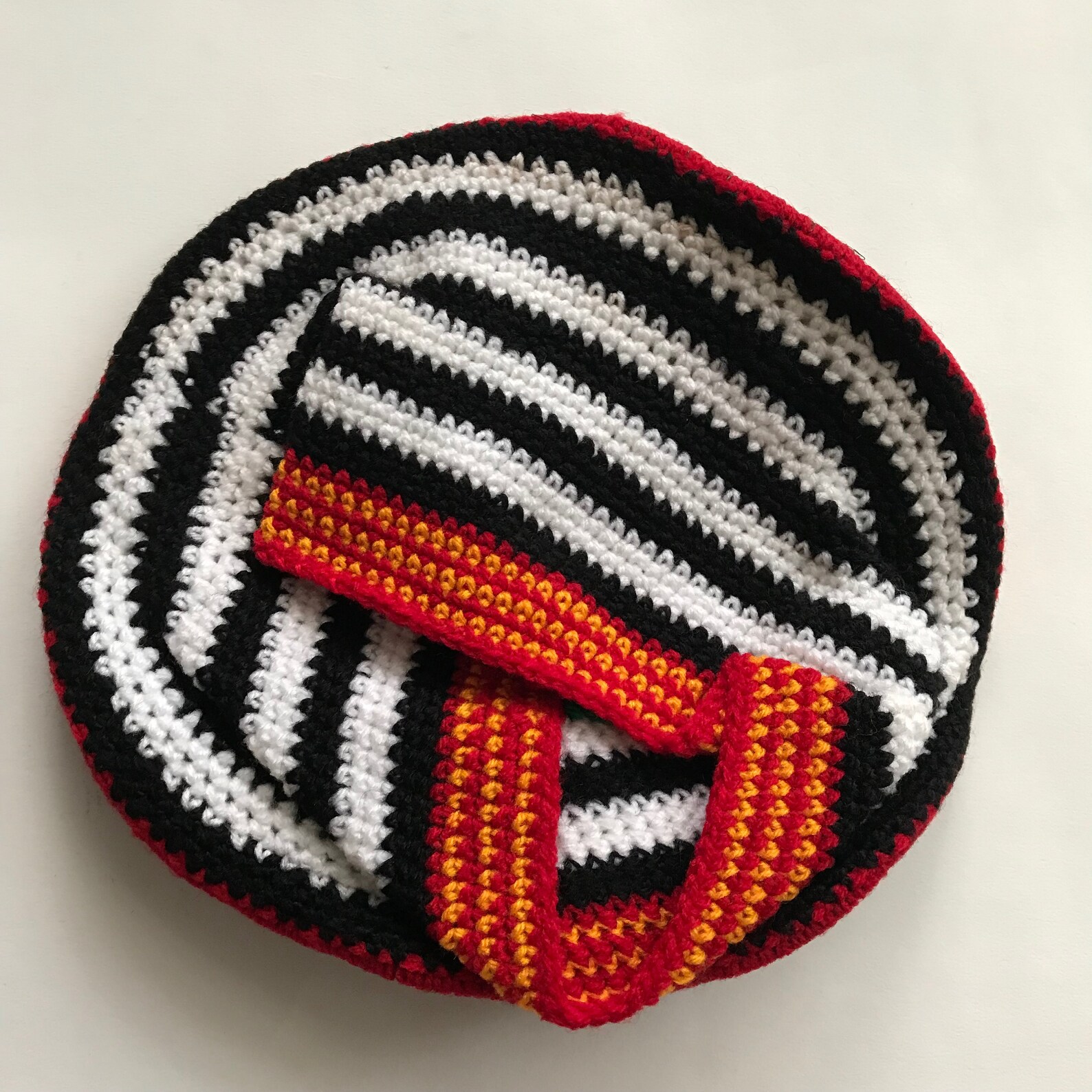 Toghu Bamenda traditional hat from Cameroon / African bamileke | Etsy