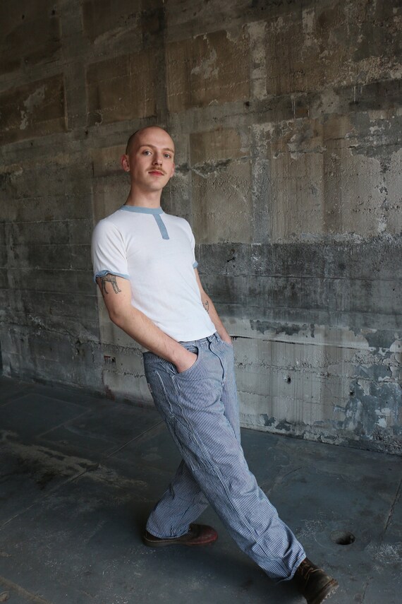 Unique Single Stitch 1970s Light Blue RInger White T-… - Gem