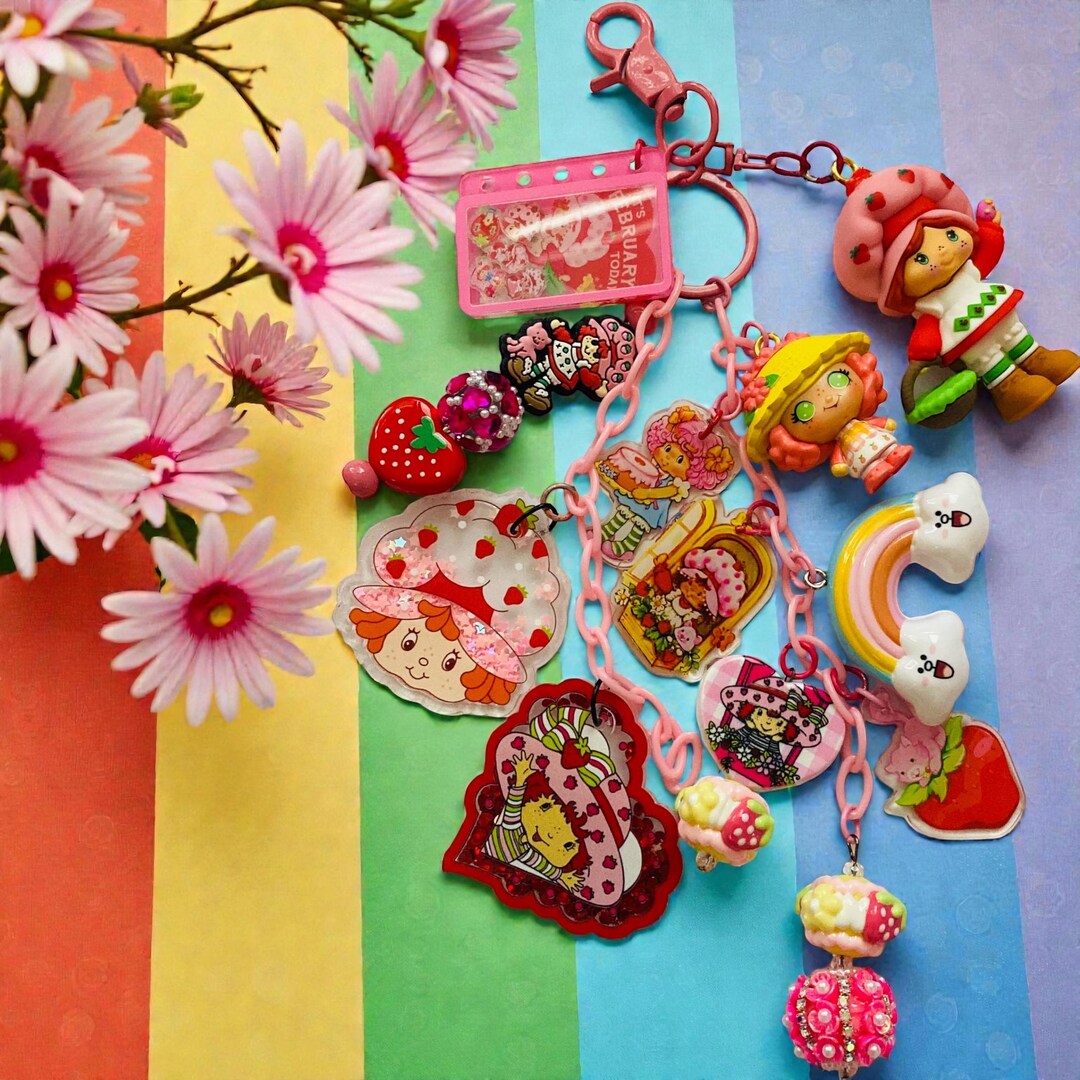 Strawberry Shortcake Keychain, 80s Toy, Nostalgic Pop Culture, Cartoo ...