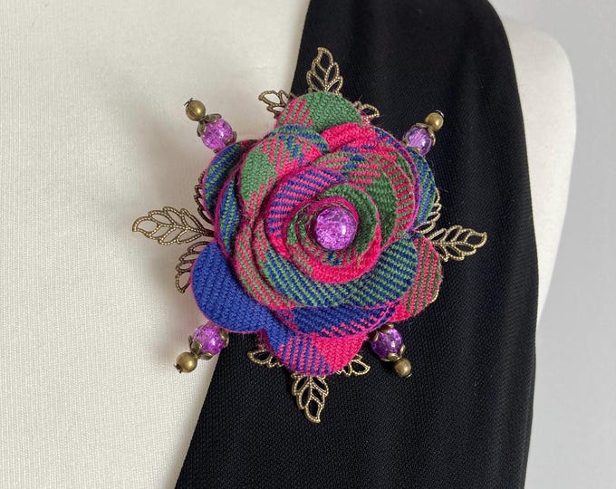 Glasgow Tartan Rose Brooch With Antique Bronze Leaves, Pink Tartan ...