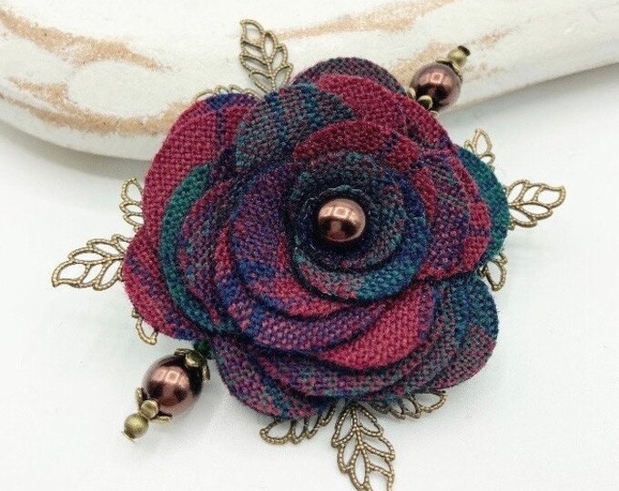 Lindsay Tartan Brooch With Bronze Leaves, Tartan Flower Brooch, Tartan ...