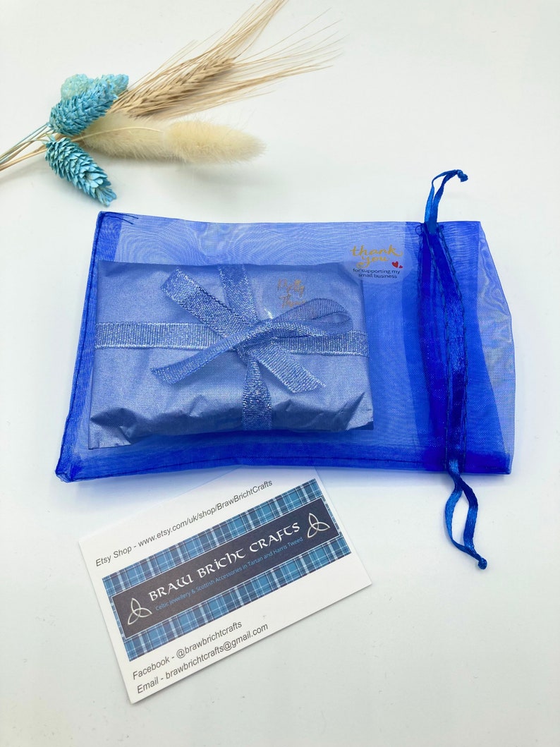 Lindsay Tartan Brooch With Bronze Leaves Tartan Flower - Etsy UK