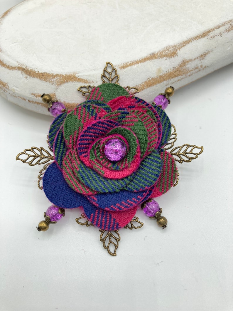 Glasgow Tartan Rose Brooch With Antique Bronze Leaves Pink - Etsy