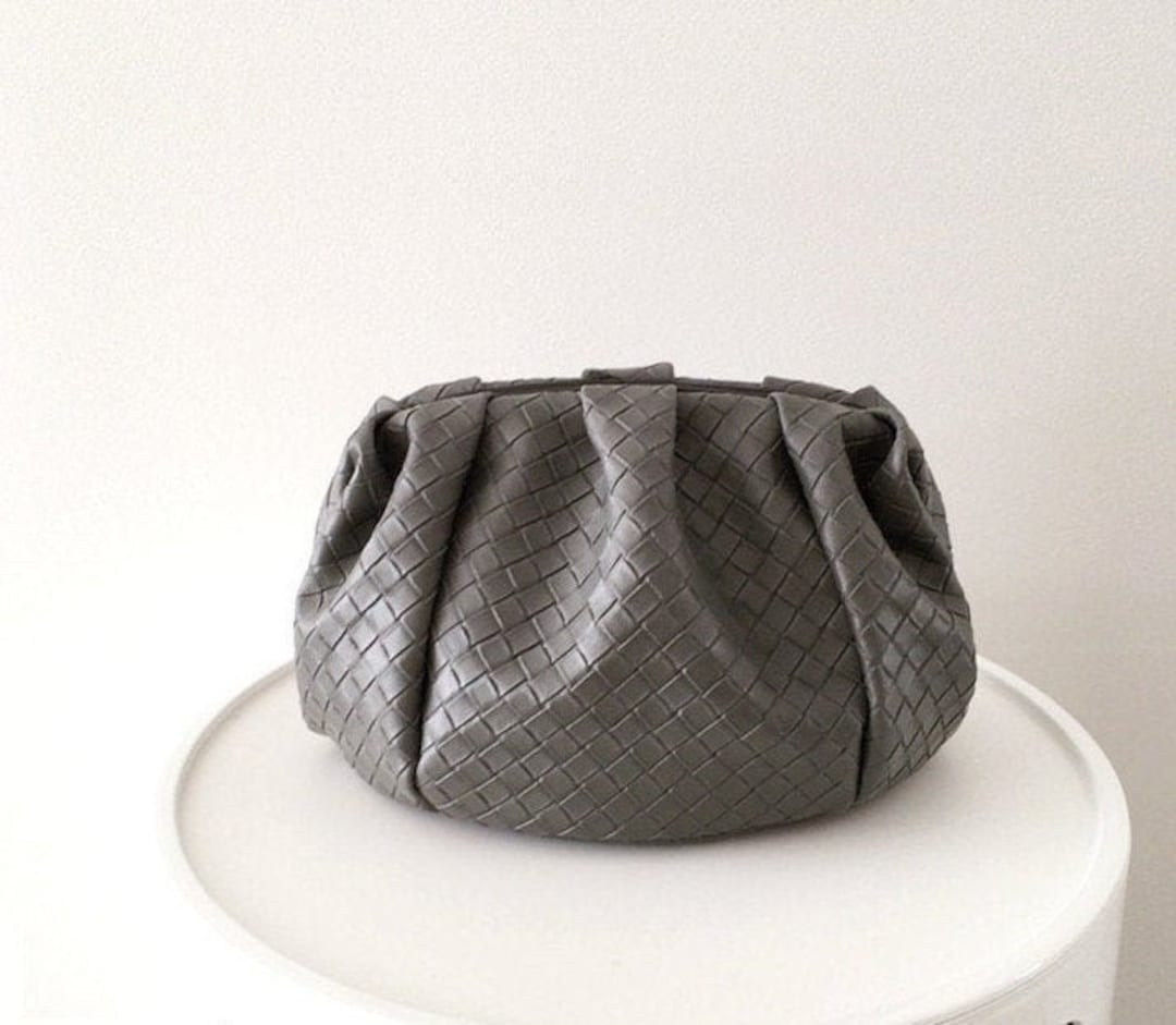 Dumpling Shape Bag Sew Pattern | Internal Frame Clutch Sew Pattern | Dr ...