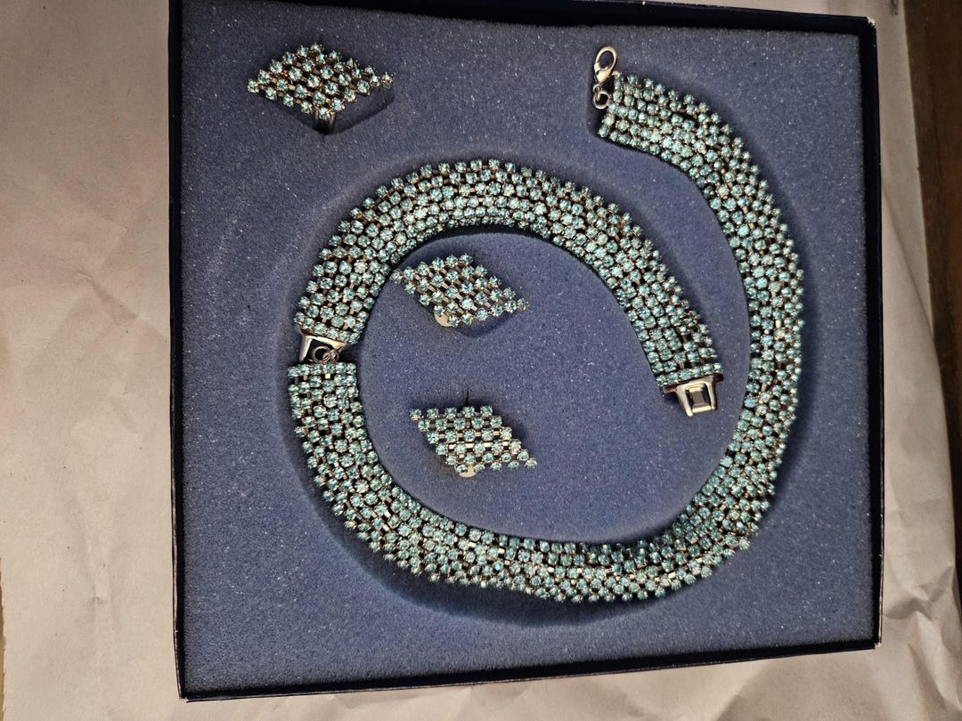 Asfour Crystal Jewelry Set - Etsy