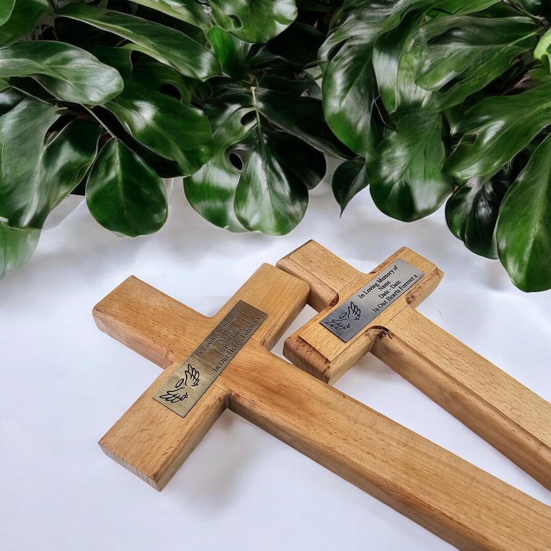 Engraved Wood Memorial Cross: Personalized Cemetery Grave Marker - Etsy UK