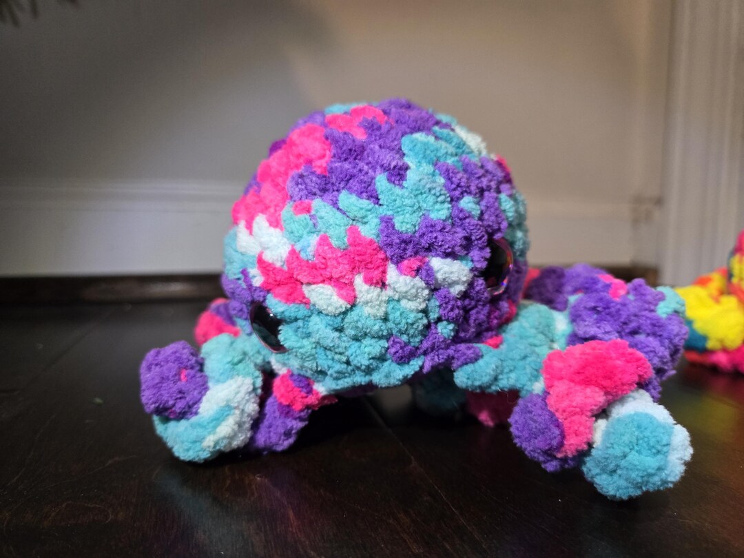 Bubbles the Octo // Small Octopus Amigurumi - Etsy