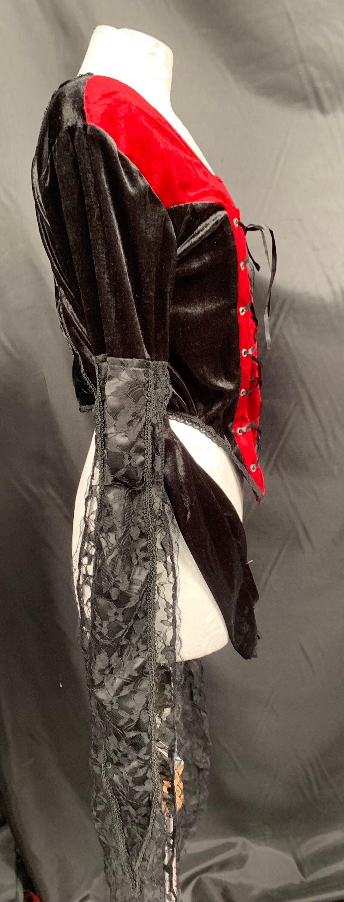 Steampunk Gothic Medival Vampire Raven Vintage Red / Black Corset Top ...