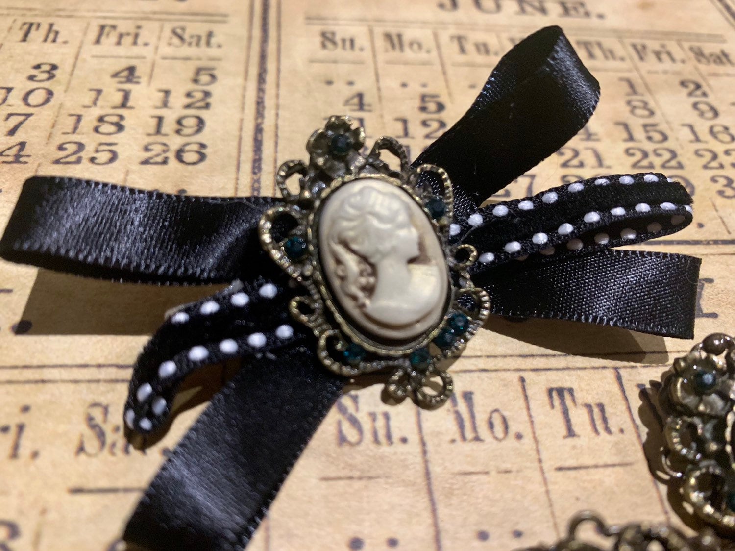 Steampunk Gothic Victorian Rustic Cameo Pins Set of Two and Cameo ...