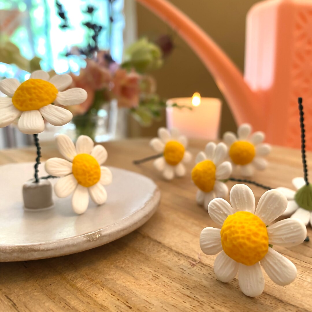 Daisy | Wired Clay Flower - Etsy
