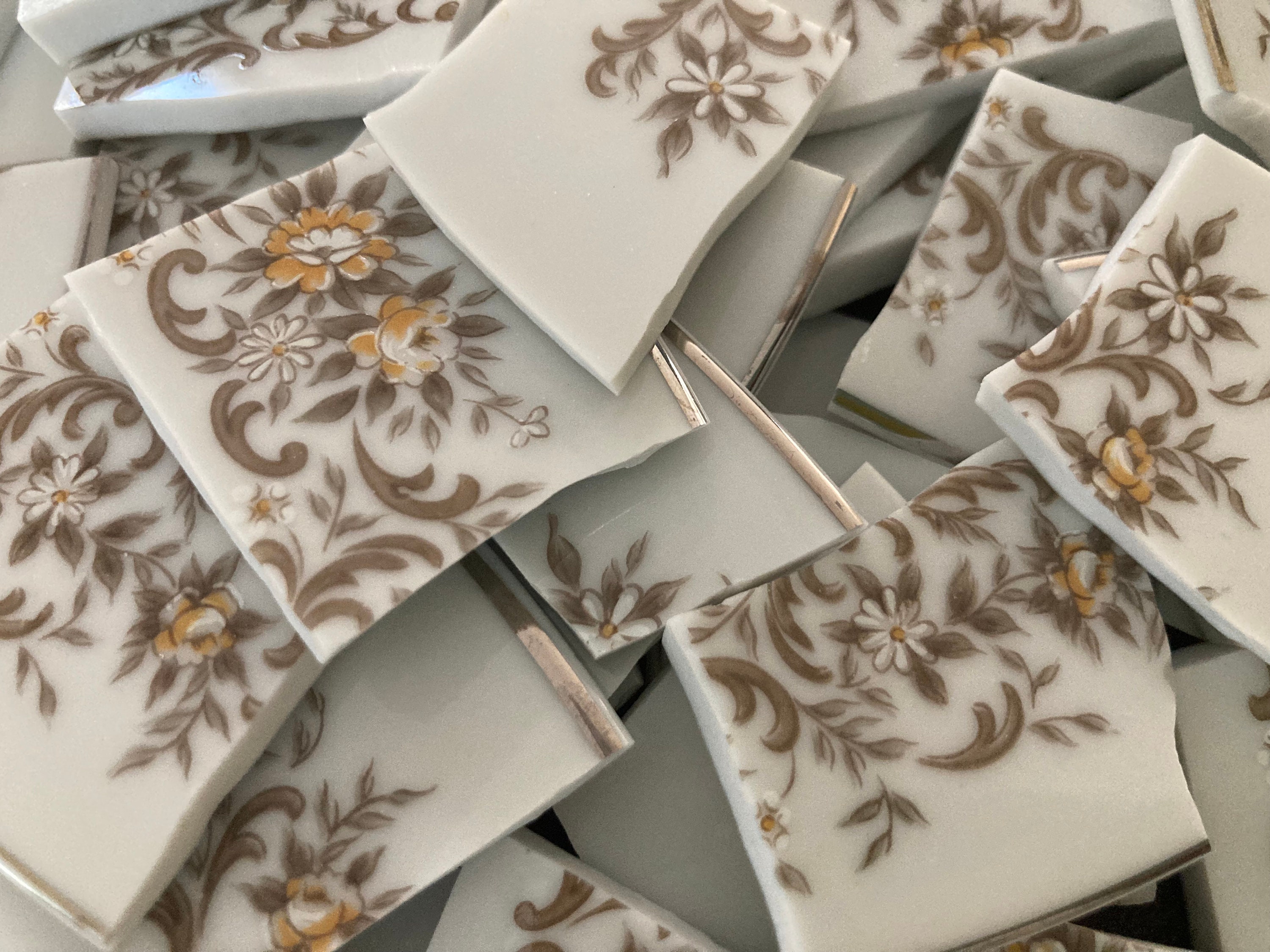 130 Mosaic China Tiles From Montgomery Ward Essex Pattern lot | Etsy