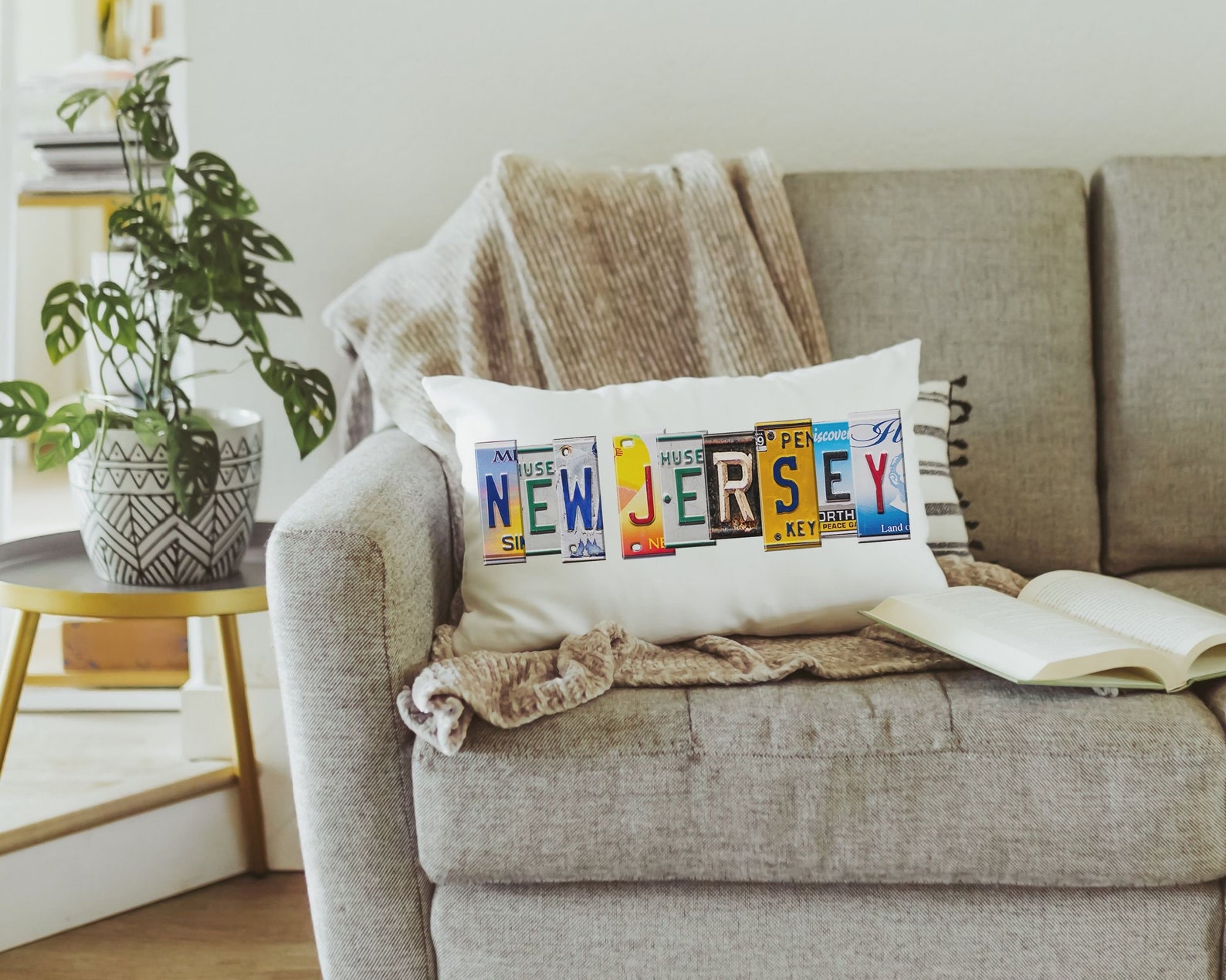 Custom License Plate State Throw Pillows for Couch, Realtor Closing ...