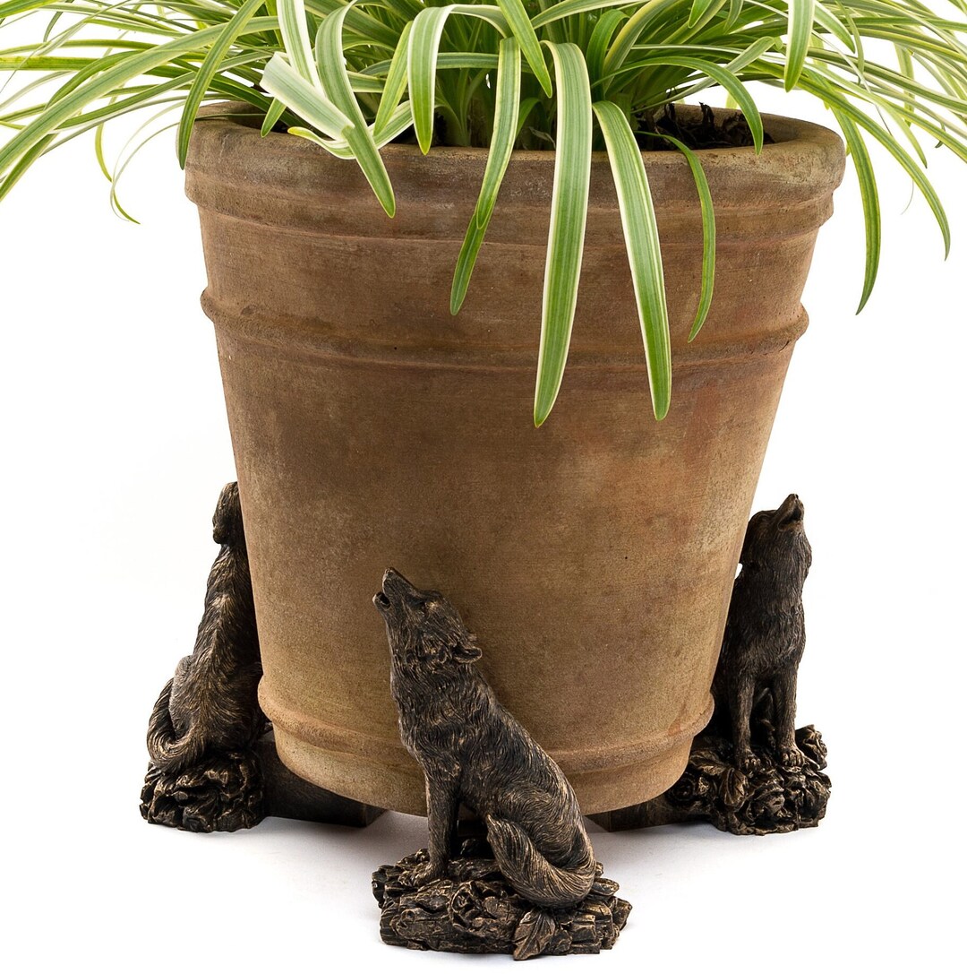 Bronze Wolf Plant Pot Feet - Set of 3 | Handcrafted Garden Decor - Etsy