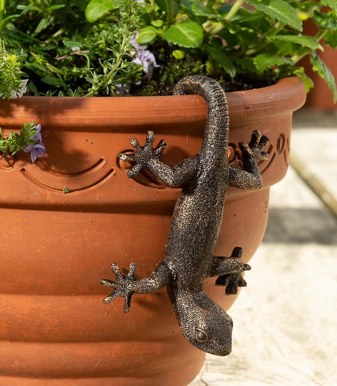 Gecko Pot Buddy: Bronze Garden Decor - Gift Boxed - Etsy