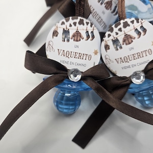 Un Vaquerito Viene En Camino Baby Shower Pacifiers Guest Favors ...