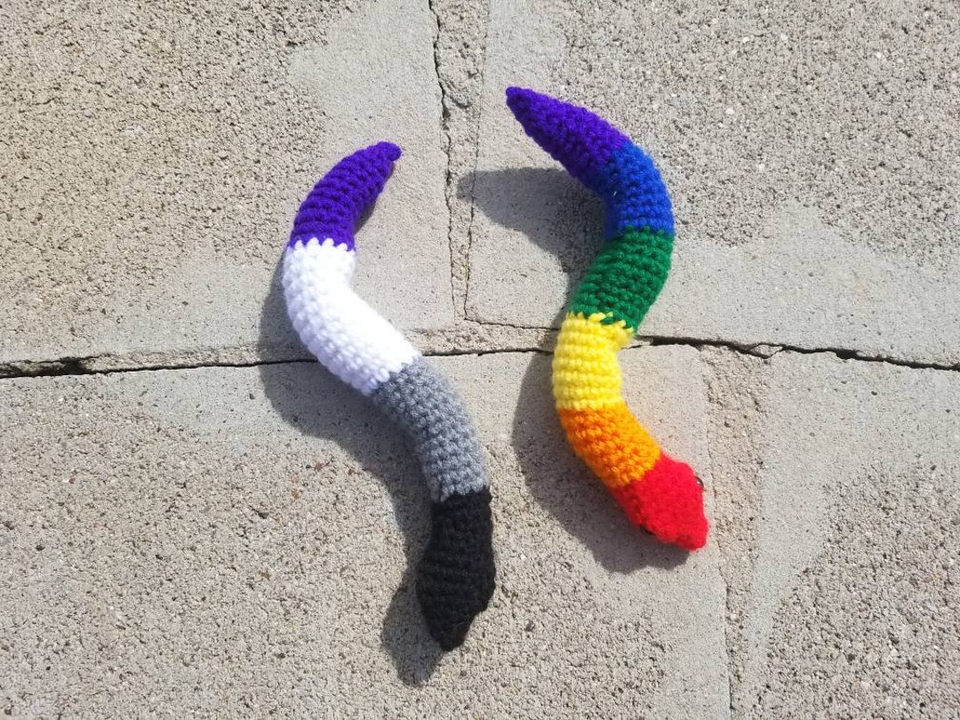 LGBT Snakes / Agender / Aro / Ace / Bi / Butch / Gay / Genderfluid ...