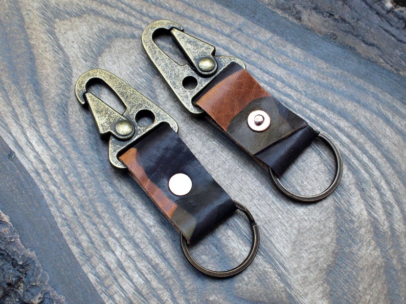 Camouflage carabiner key fob keyring leather key holder. | Etsy