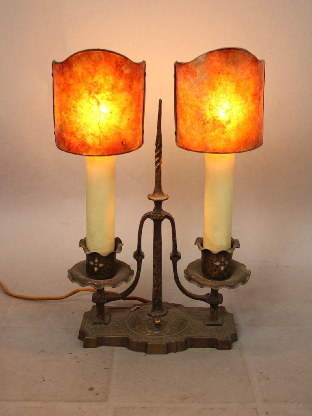 15690. 1920's Spanish Revival Table Lamp With Mica Shades Tudor Brass ...