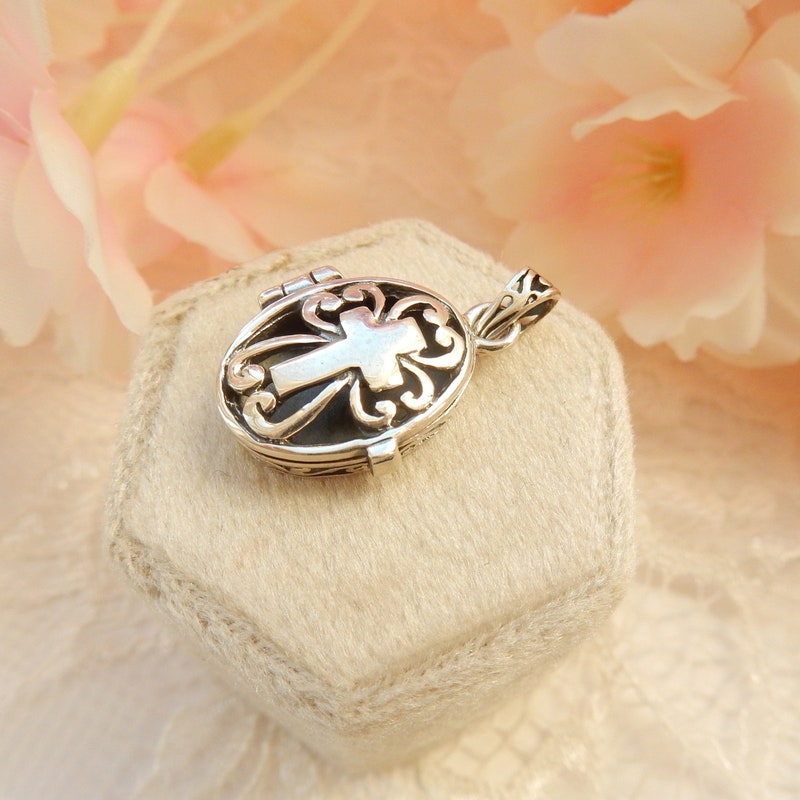 Cross Locket - Etsy