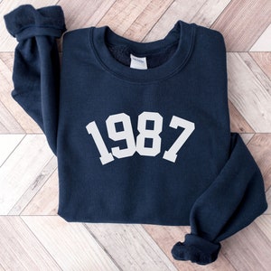 1987 Sweatshirt, 1987 Birthday Year Number Sweater for Women, Cute Born ...