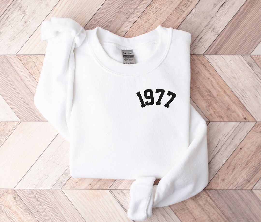 1977 Sweatshirt, 1977 Birthday Year Number Sweatshirt for Women, Born ...