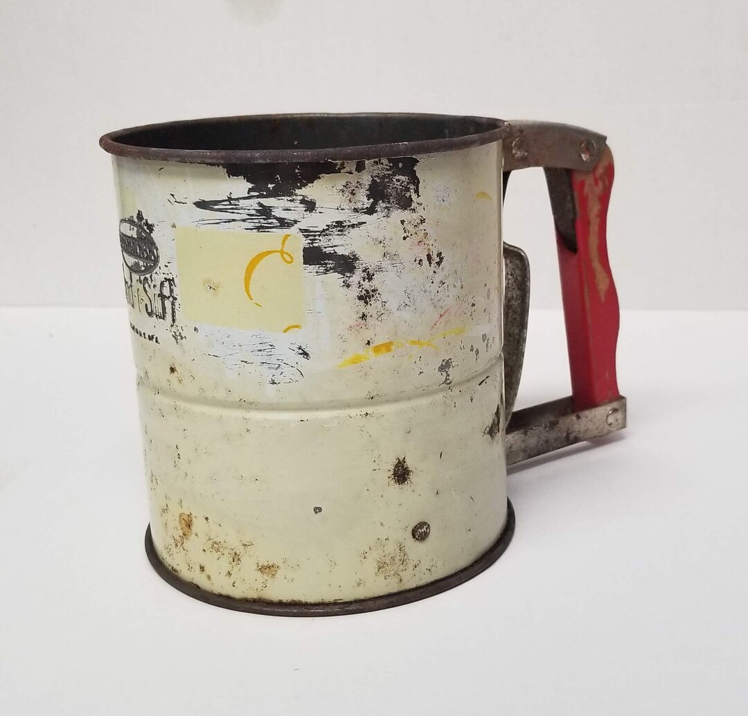 Hand-i-sift Androck Vintage Red Handle Triple Screen Kitchen Sifter - Etsy