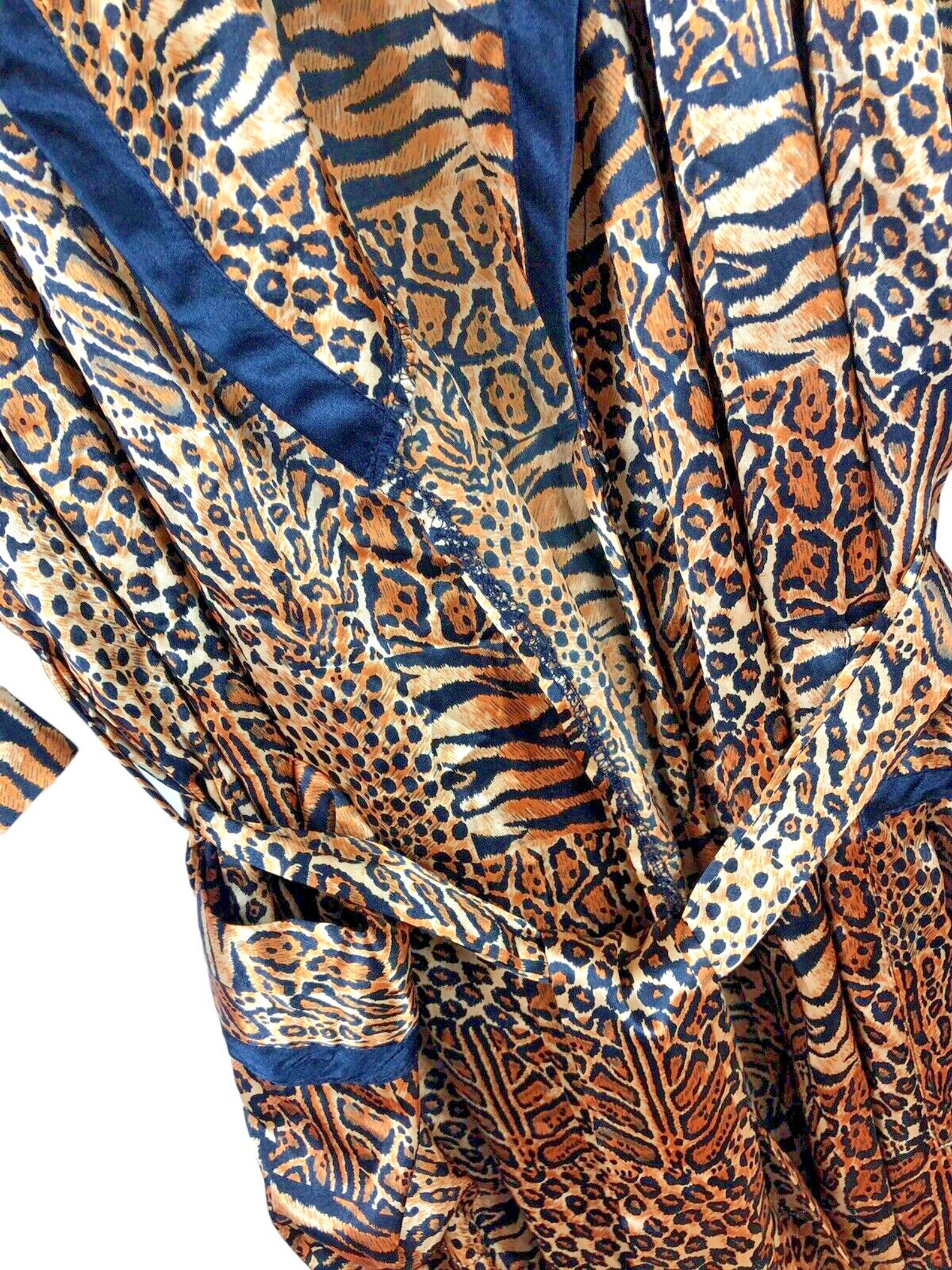 Georgette Trabolsi Neiman Marcus Robe Silky Leopard Animal Print Large ...