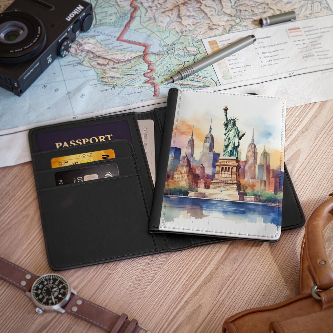 USA Passport Cover With Statue of Liberty Design | Travel Accessory for ...