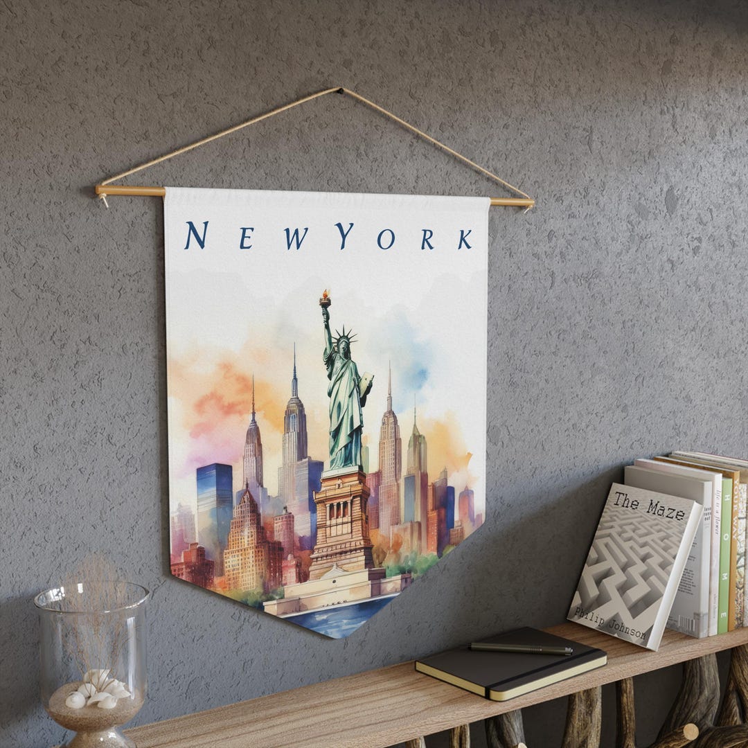 New York Pennant | USA NYC New York City Wall Decor, Travel Collectable ...