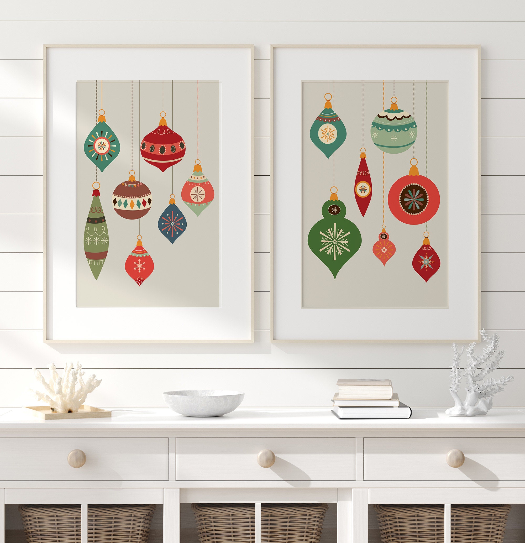 Retro Holiday Print Set of 2 Christmas Wall Art Baubles | Etsy