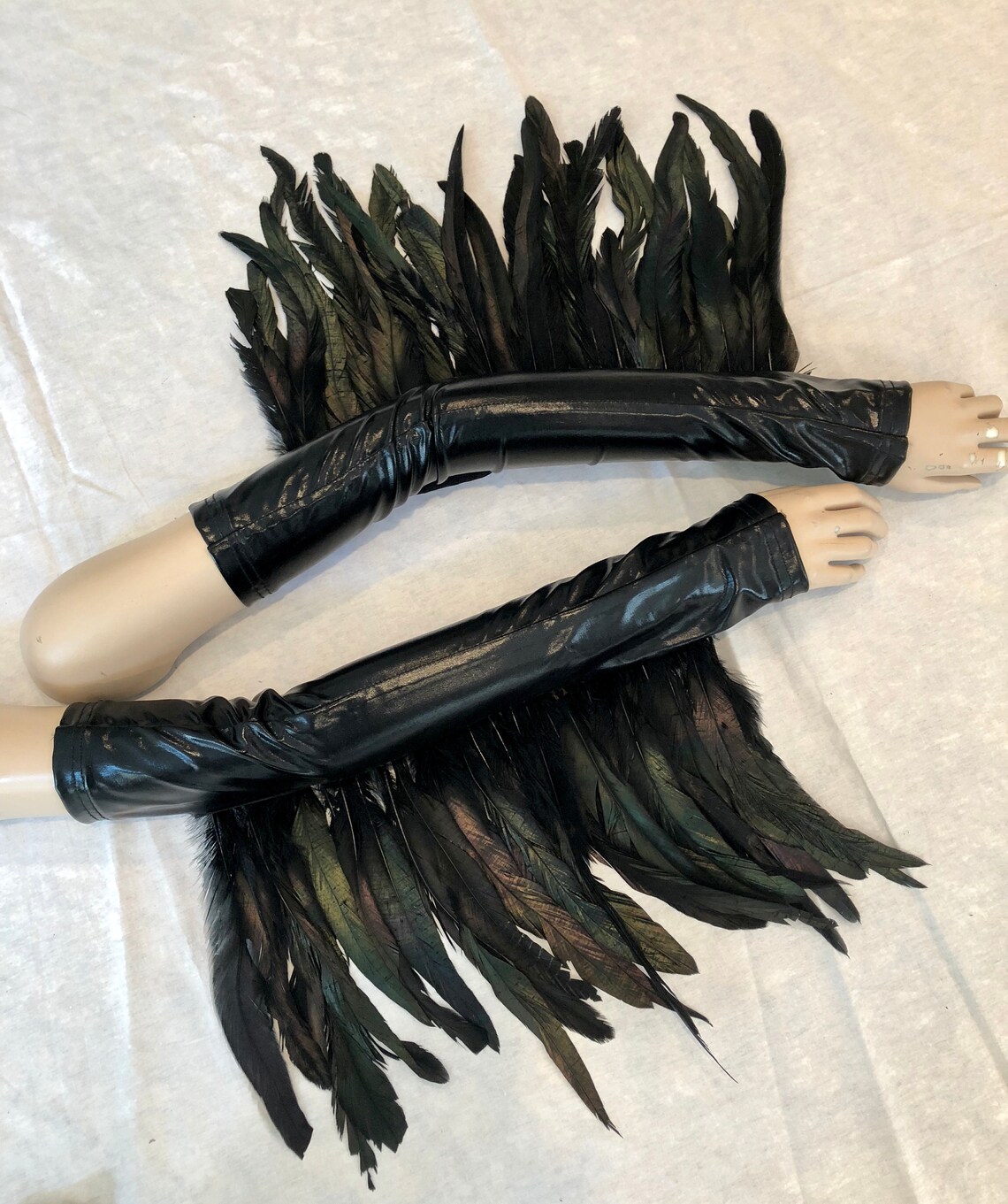 Festival Black Feather Gauntlet Burlesque Feather Armlength Wings Black ...