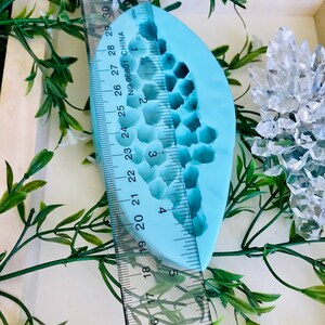 Glossy Crystal Cluster Silicone Mold classique Mold Shiny Long Crystal ...