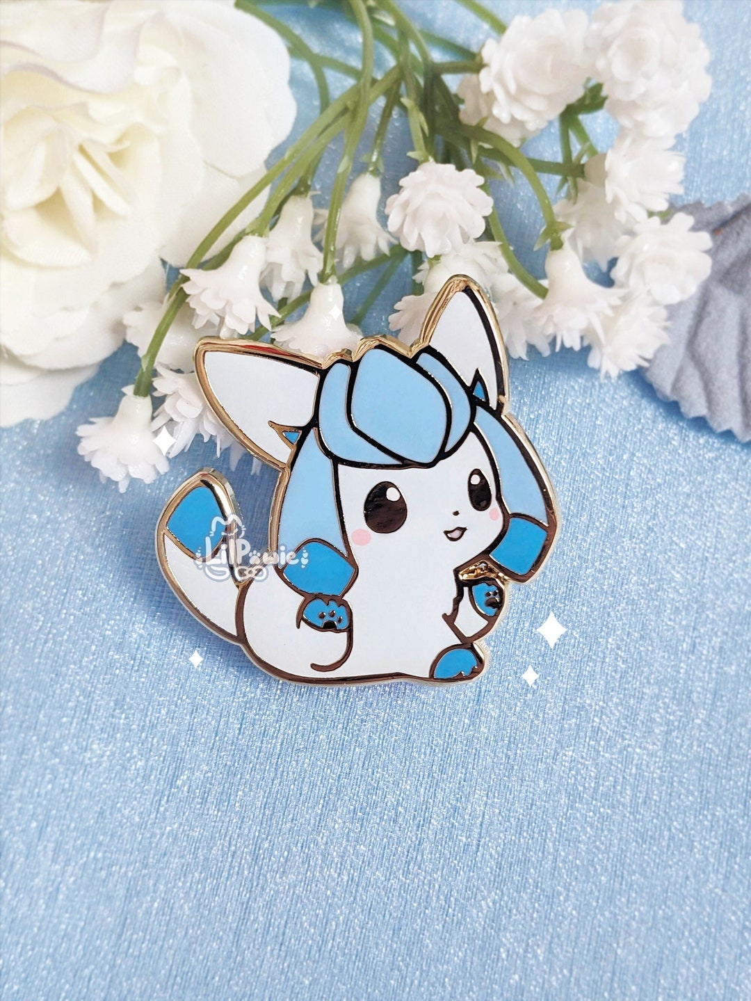 Glaceon 1.3'' Gold-plated Hard Enamel Pin Baby Eeveelution Ice Type - Etsy