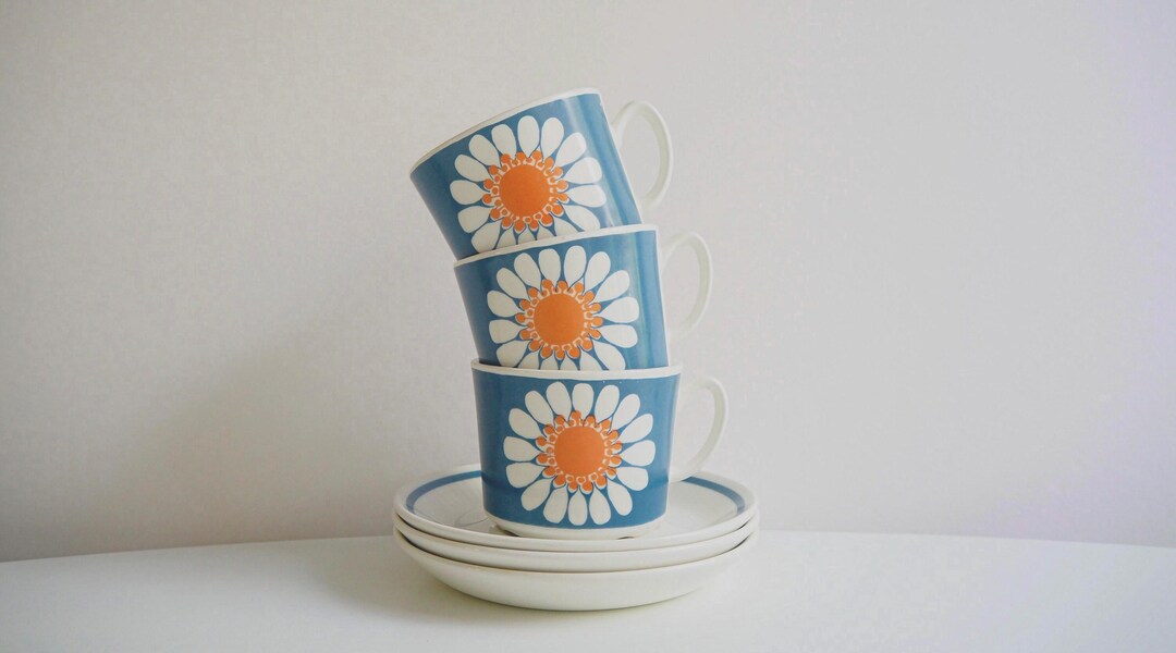 Set of 3 * Figgjo Flint * Daisy * Cups and Saucers * Norway * 60s ...