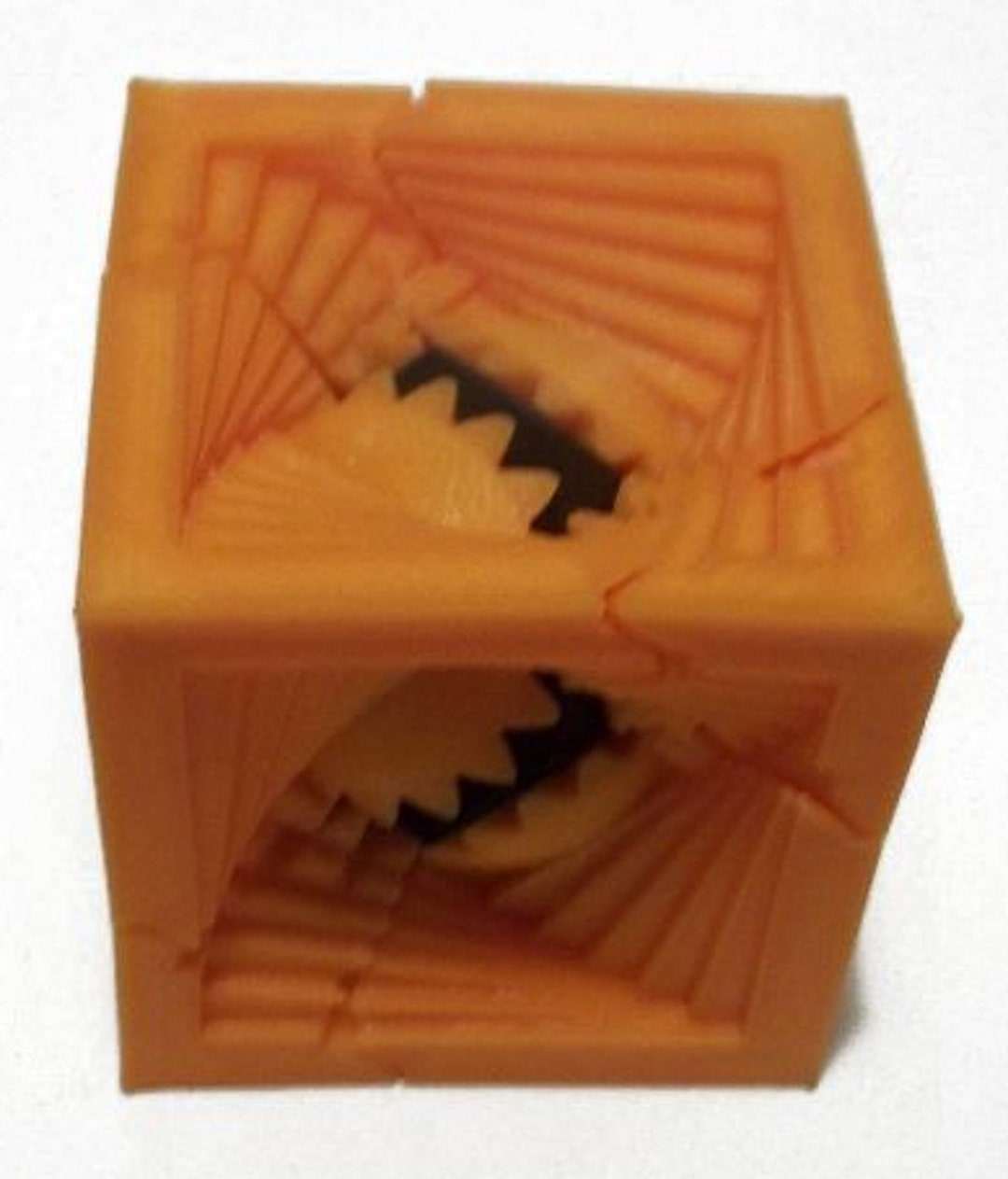 Vortex Gear Cube Fidget and Stress Relief Desk Toy Goings Innovations ...