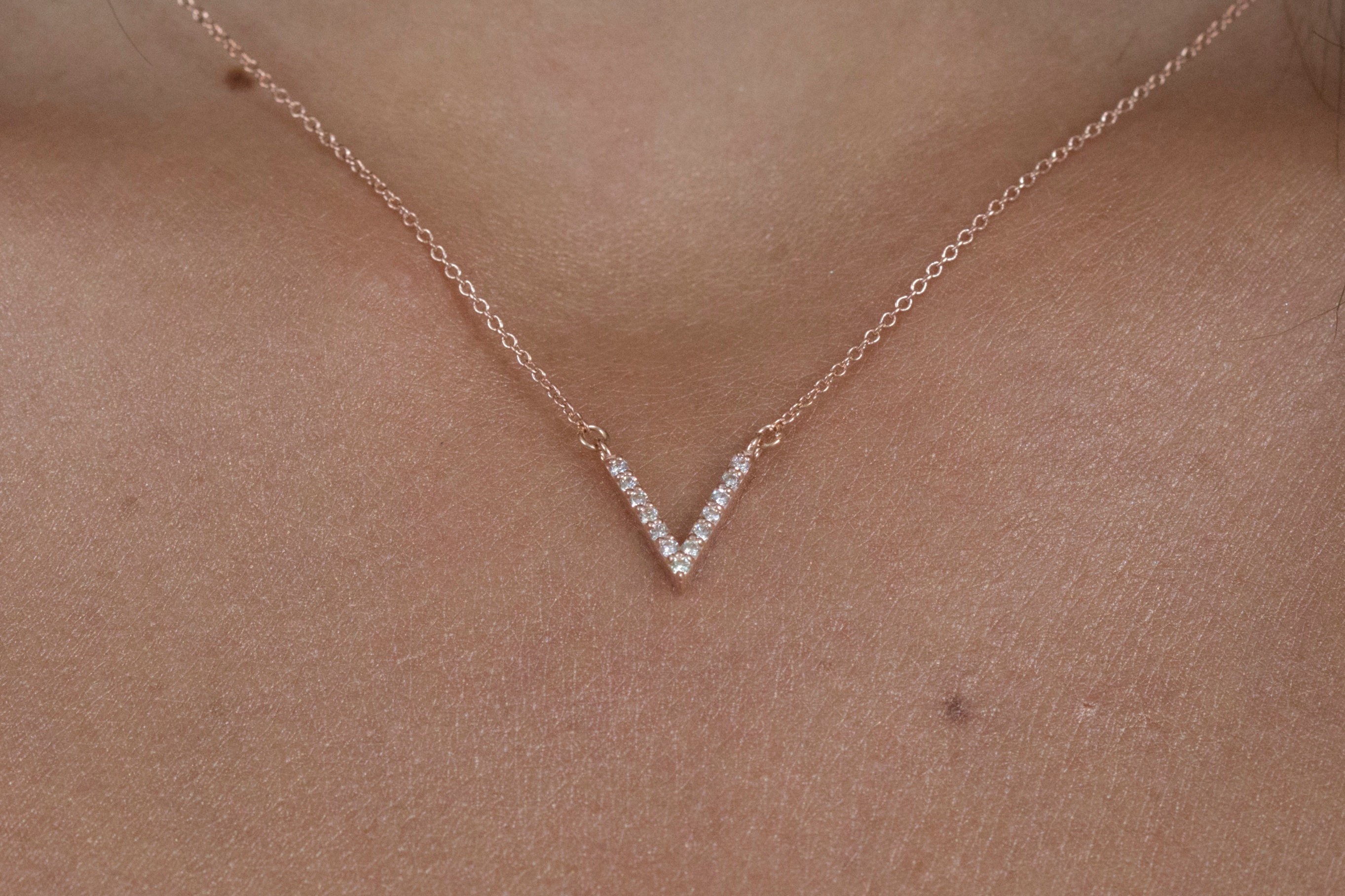 Diamond V Necklace 14k Rose Gold Dainty Necklace Minimalist - Etsy