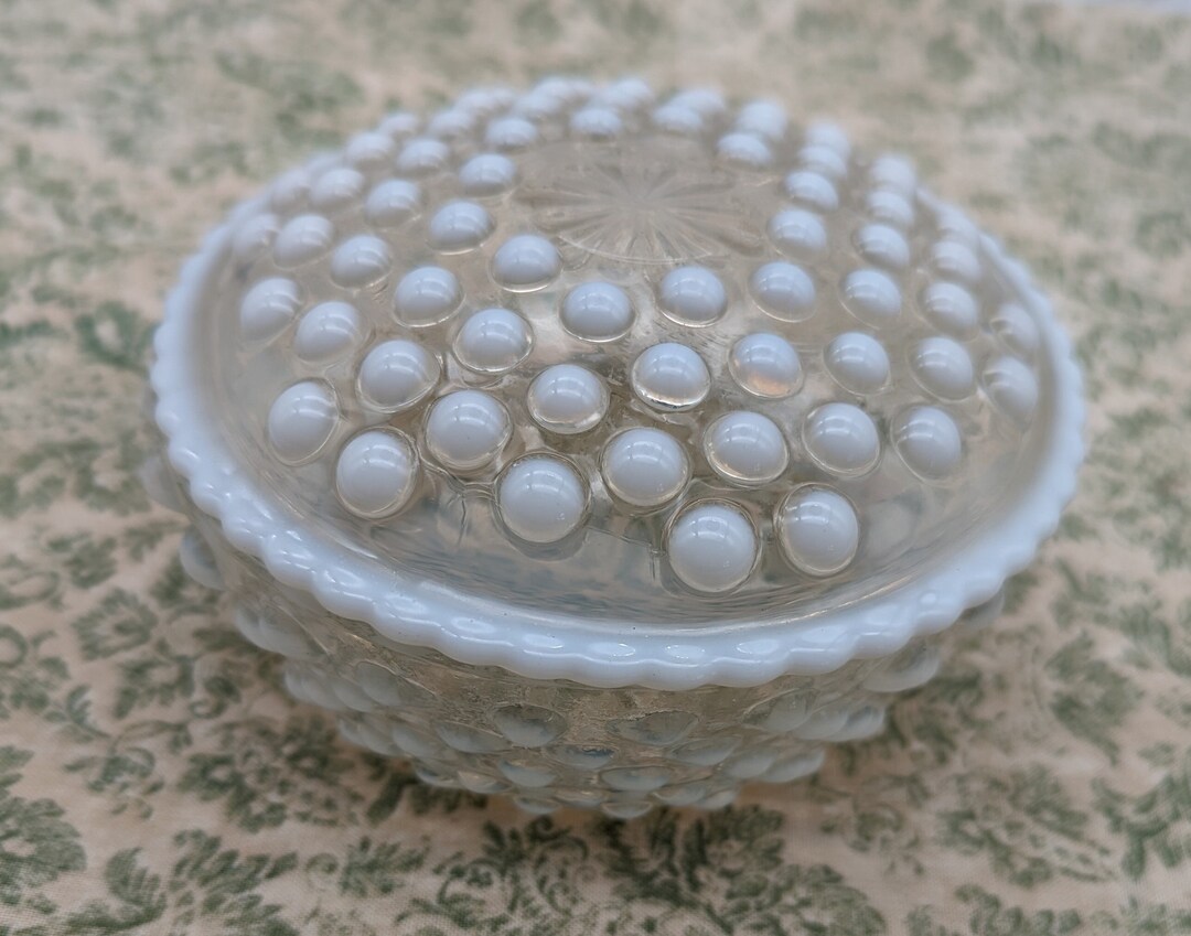 Anchor Hocking Moonstone Round Powder Box or Covered Trinket Box - Etsy