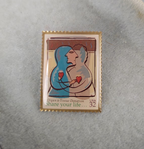 Vintage 32 Cent Postage Stamp Pin Share your Life Org… - Gem