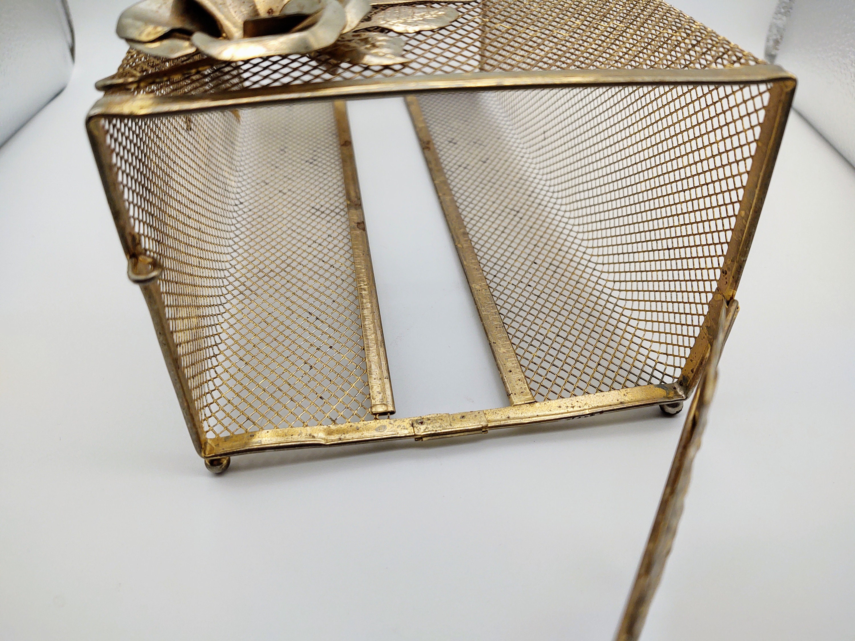 Vintage Gold Wire Mesh Tissue Box Holder with Roses | Etsy