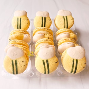 Bees Macarons 12 or 24 - Choose Your Flavors - Edible Macaroons ...
