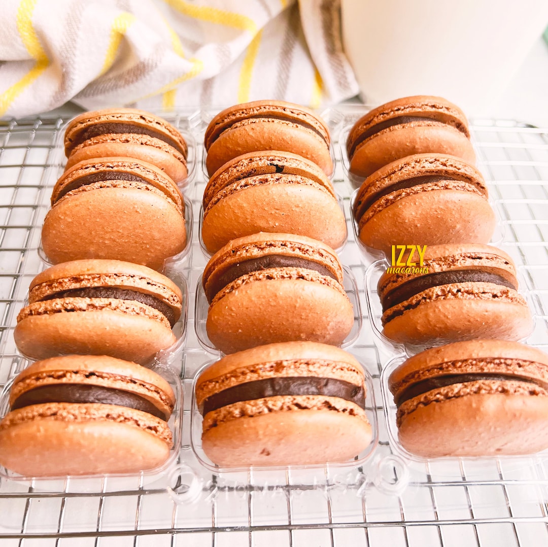 French Macarons - Chocolate - 6, 12 or 24 - French Chocolate Fudge ...