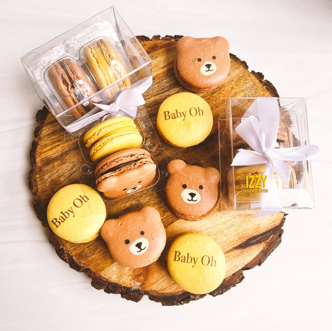 Customized Party Macarons Favor Clear Box With 2 - Party Favor - Choose ...