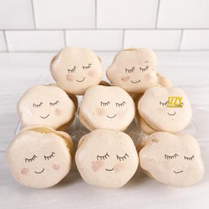 Clouds French Macarons With Face - Baby Shower/kids Party Macaroons 6 ...