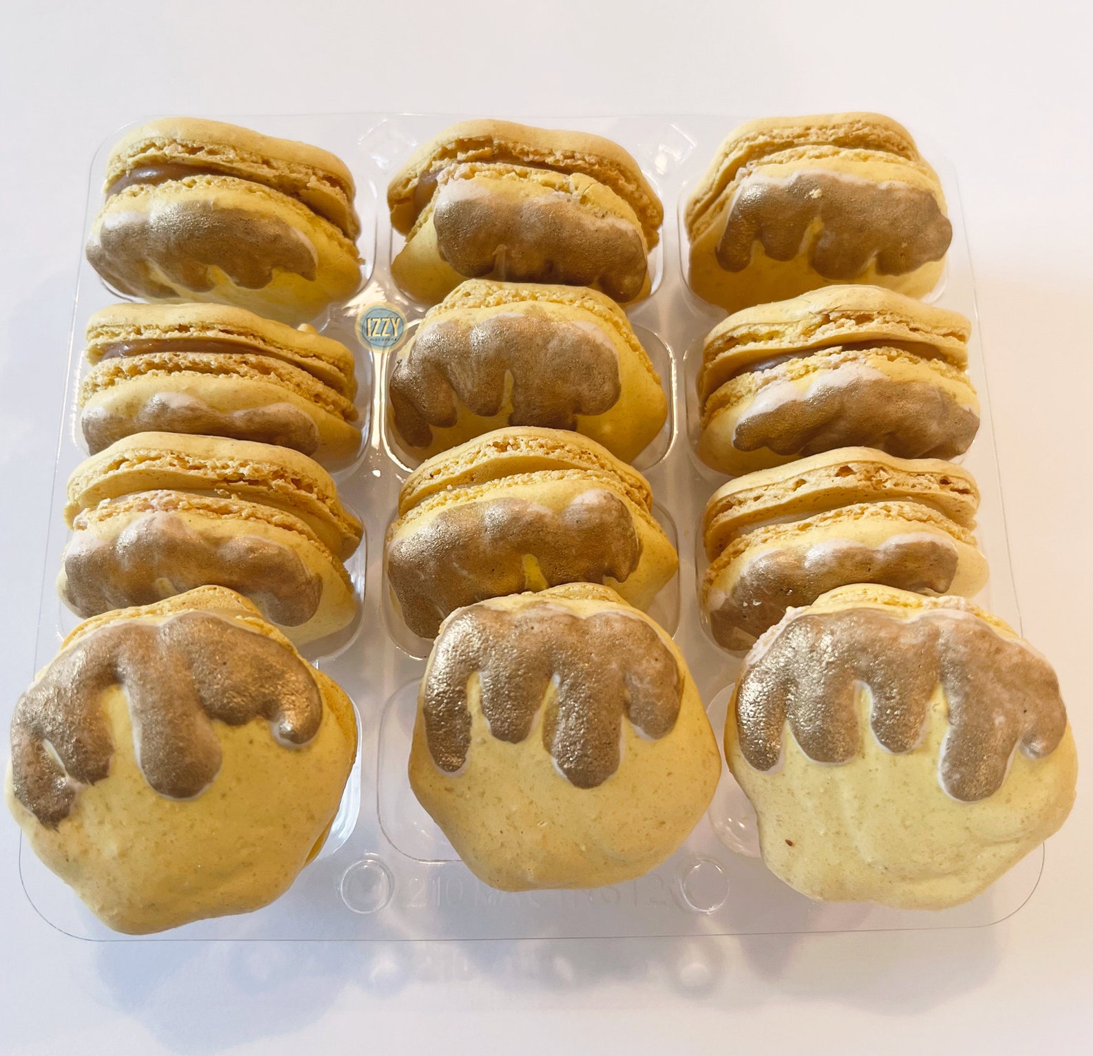 Honey Pot Macarons 12 or 24 - Choose Your Flavors - Edible Macaroons ...